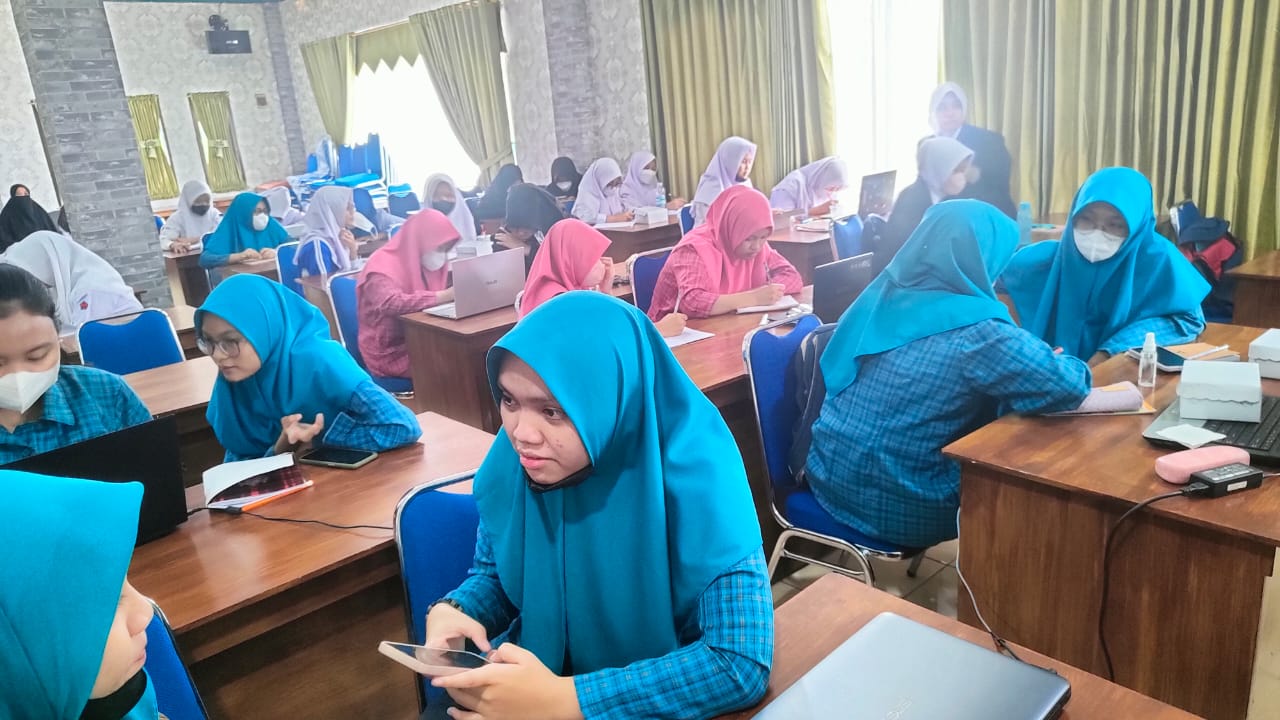 PKJ SMK 4 Gelar Lokakarya Jurnalistik - Kompak.id | Komunikatif ...